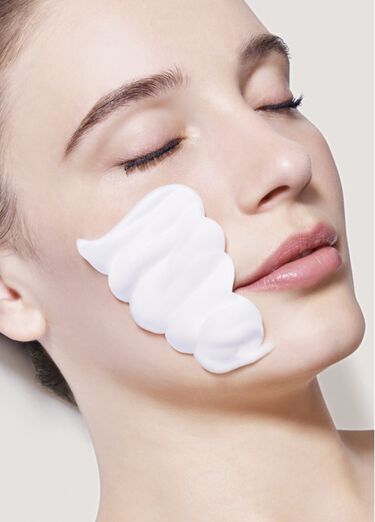 Relieve the effects of stress on your skin